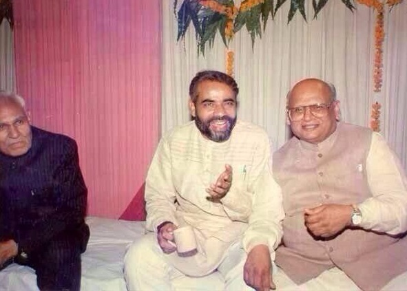 Rare and Unseen Photos of Narendra Modi in Youth Days | Biharprabha News